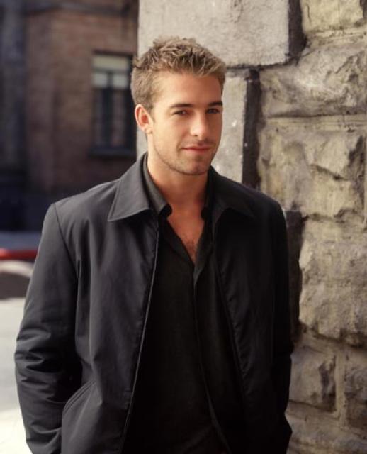Scott Speedman biography. Canadian film and television actor