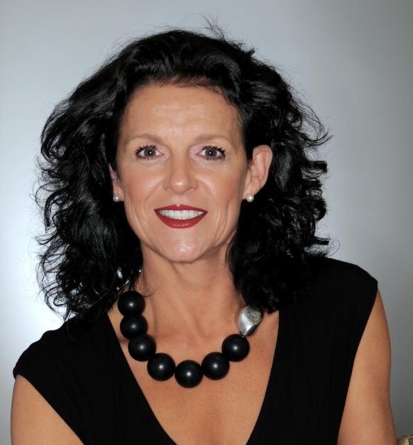 Fiona Kirk biography. Nutritionist and writer