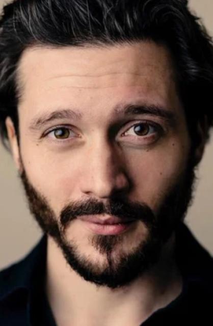 David Oakes biography. British actor